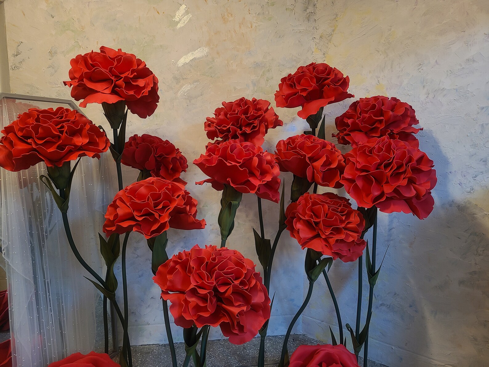 Flower Set of 3 Giant Foam Carnations on Metal Stand, Mother's Day ...