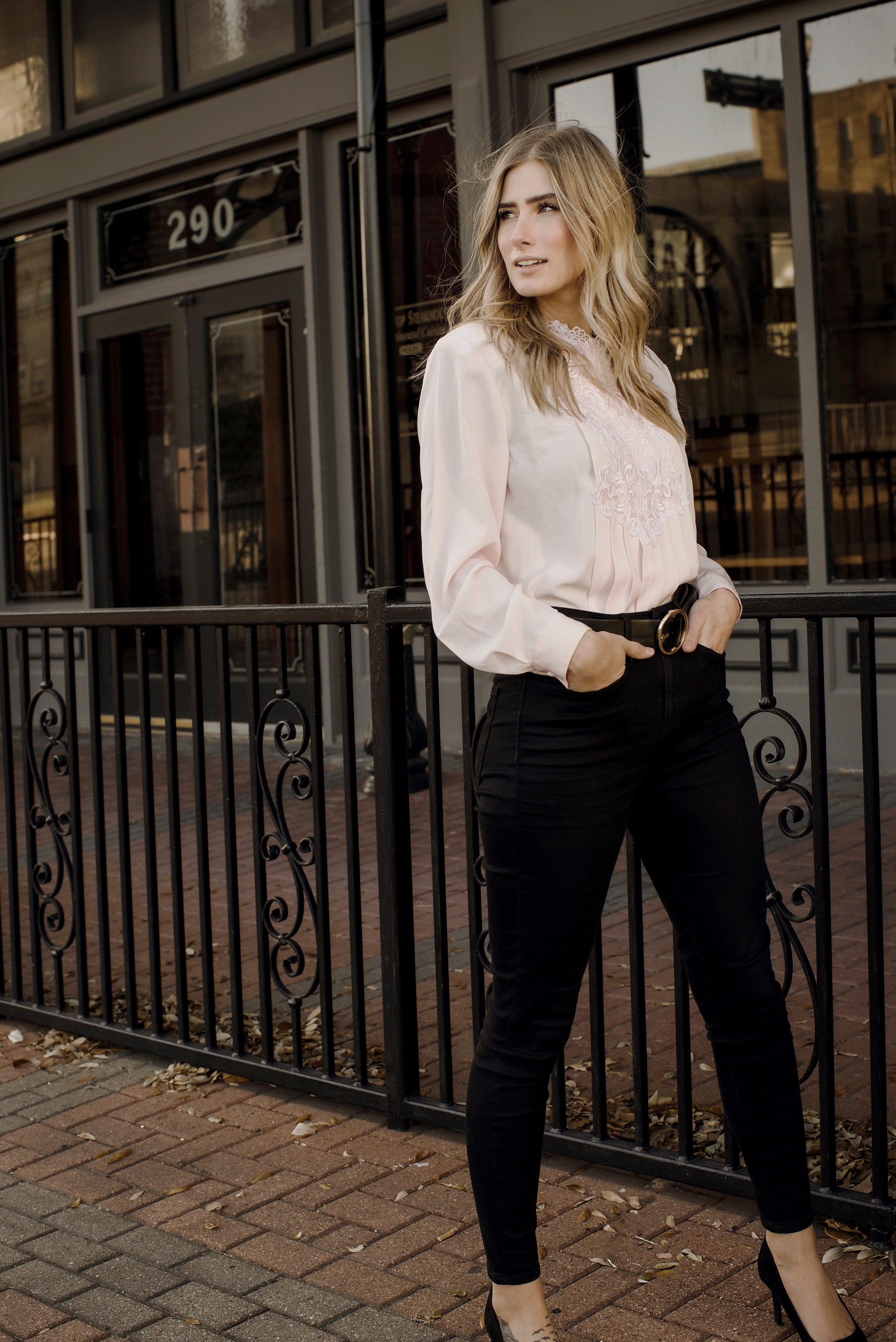 Rose Blouse / Vintage Blush Embroidered Blouse / Lace Collar - Etsy