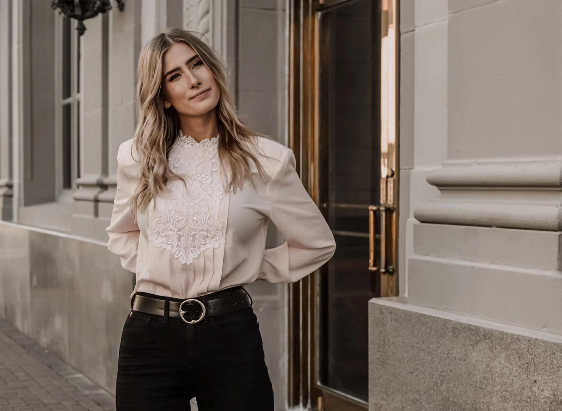 Rose Blouse / Vintage Blush Embroidered Blouse / Lace Collar - Etsy