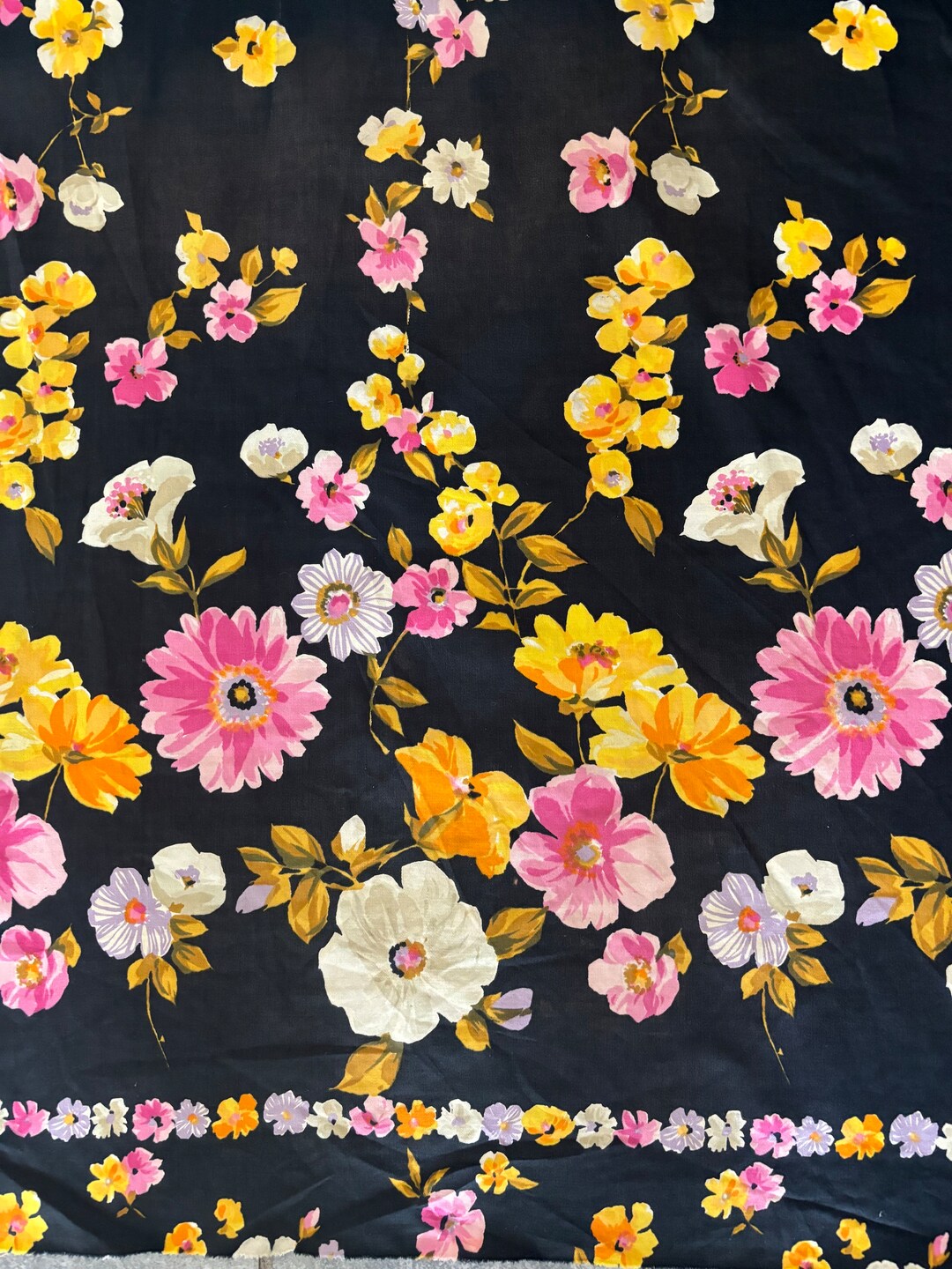 Vintage 50’s Black Floral Border Print. Cotton Fabric Remnant. 21” X 28 ...