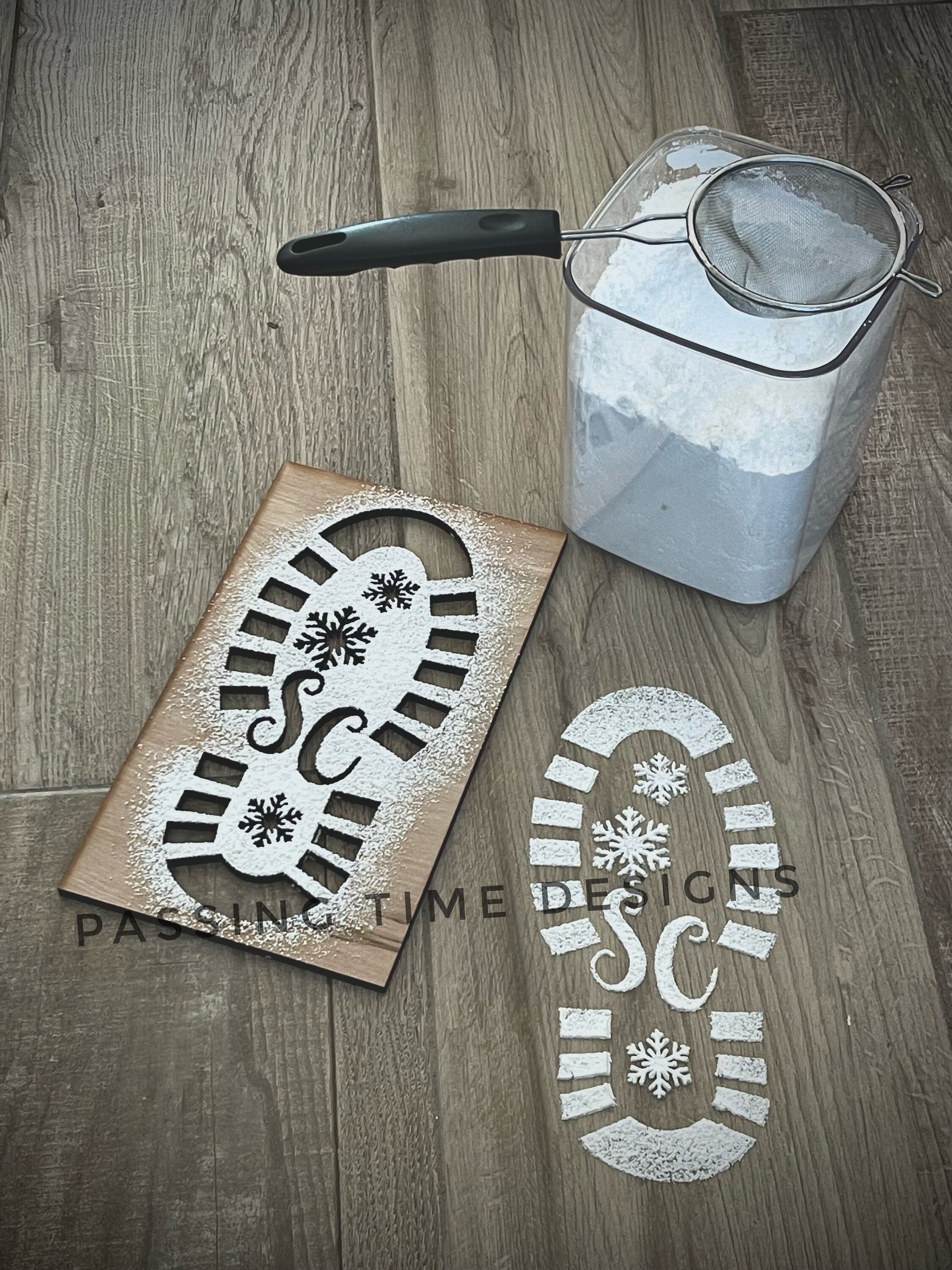 Santa Footprint Stencil / Santa's Boot Footprint / Wood - Etsy