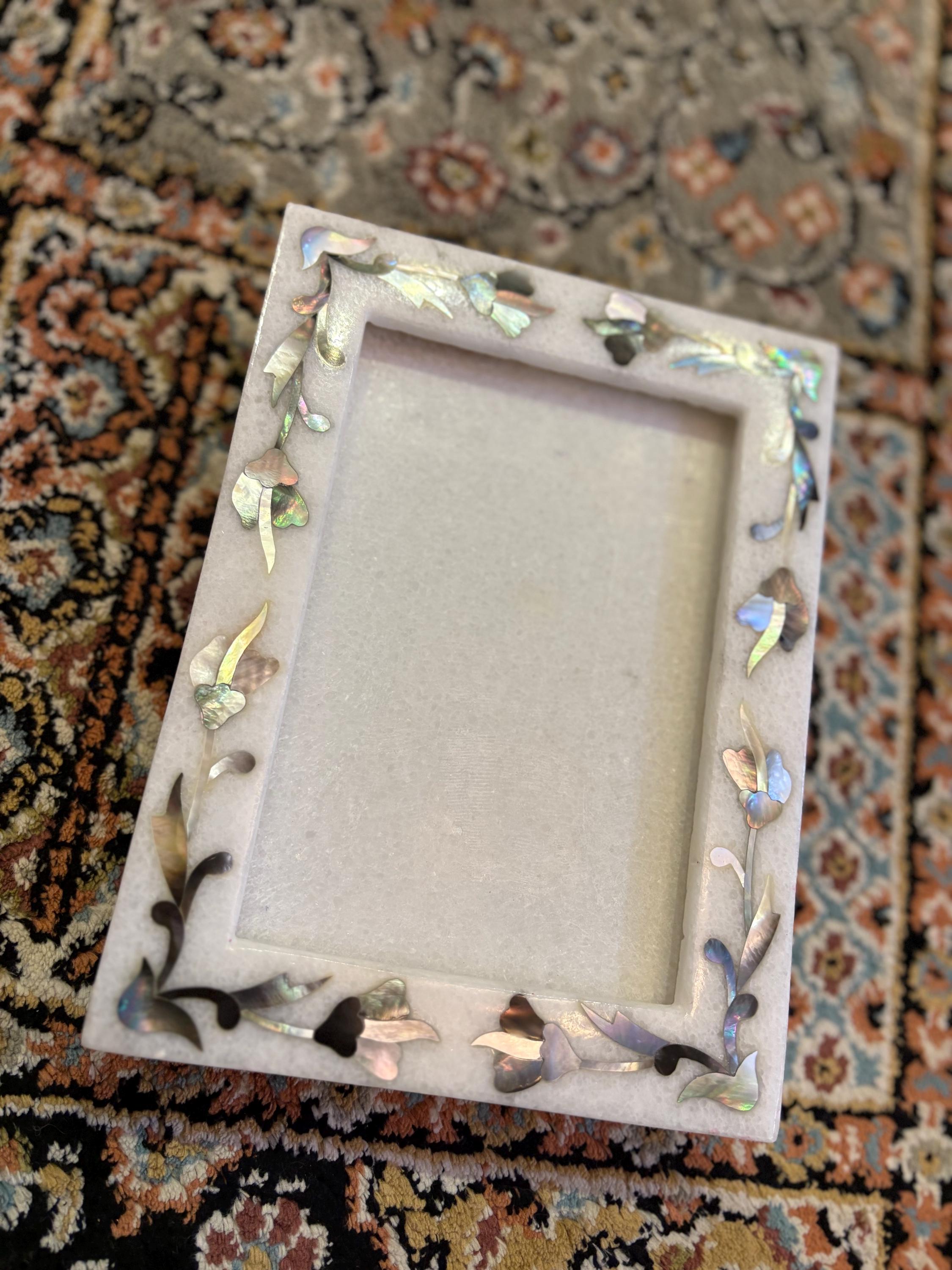 Handcrafted Marble Photo Frame | Mother of Pearl Inlay Floral | White ...