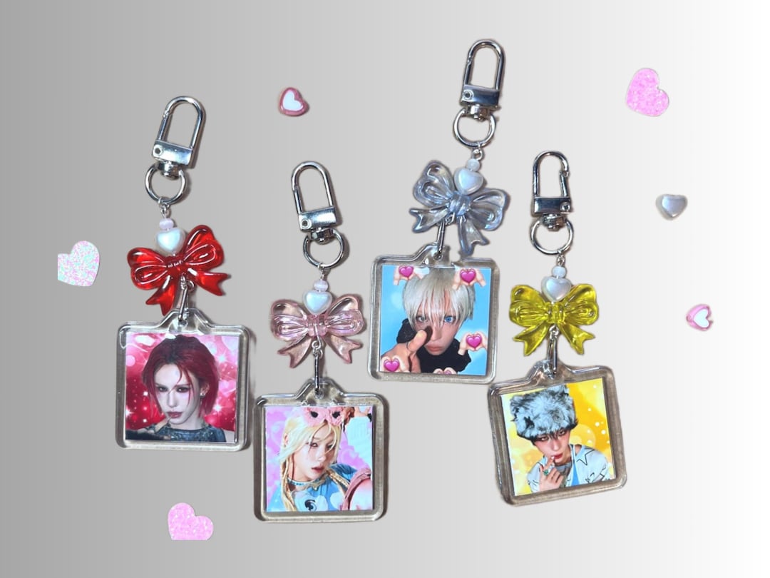 XLOV Kpop Idol Photo Keychain - Etsy