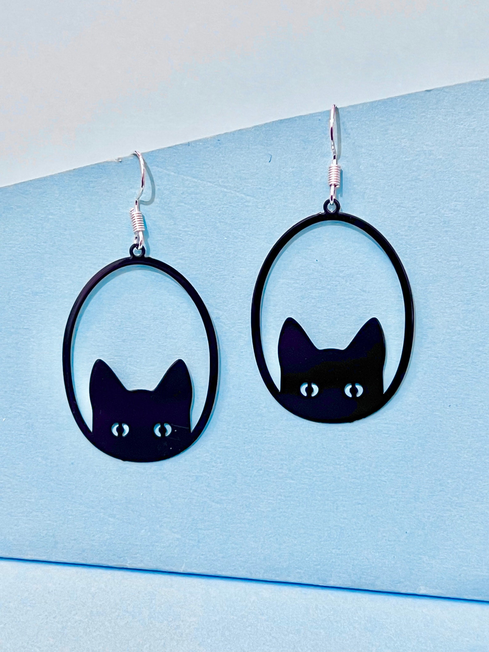Cat Peek-a-boo Dangler Dangle Earrings, Quirky, Funky and Fun Animal ...