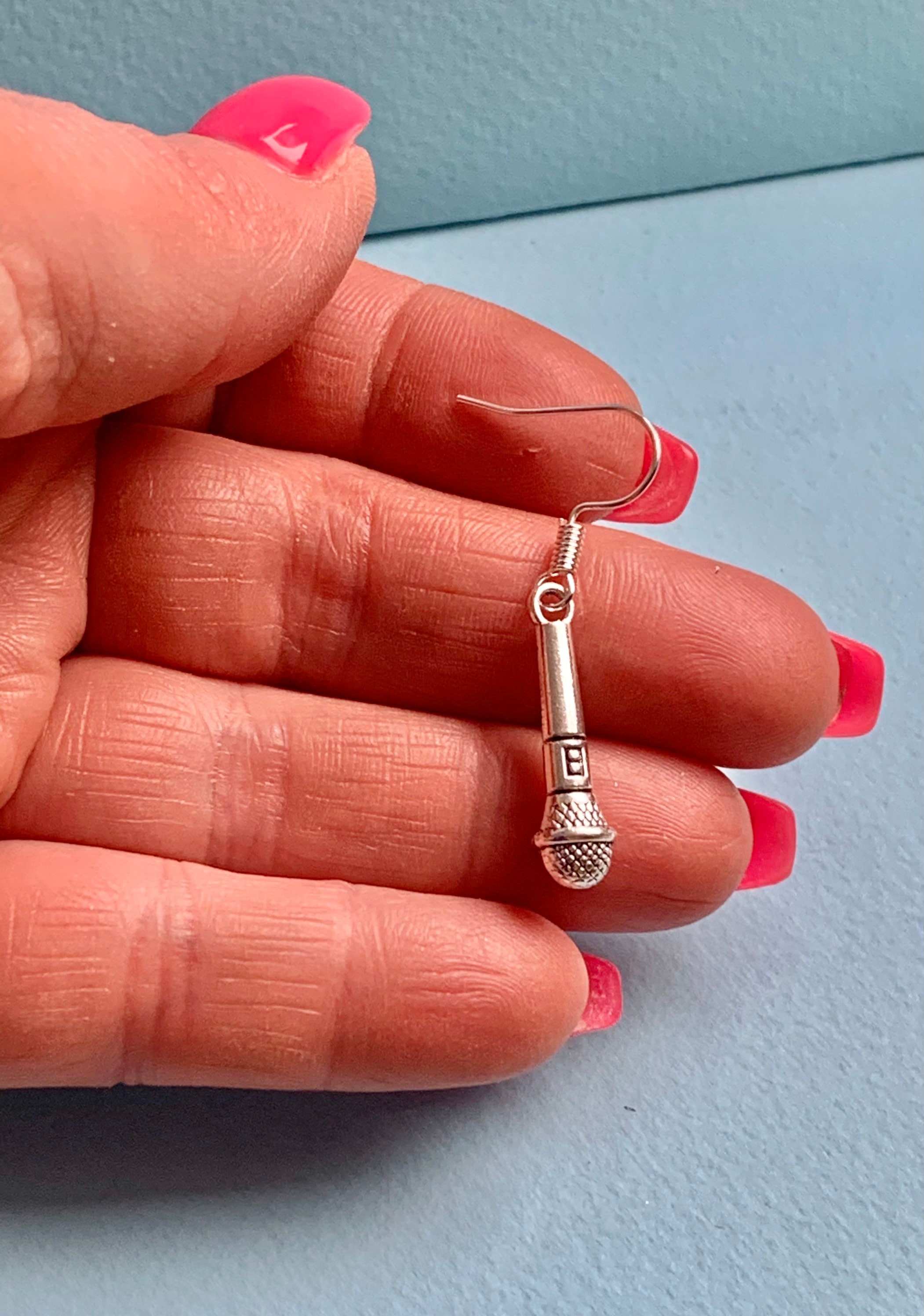 Microphone Dangle Earrings, Funky, Fun, Cute and Original #singers ...