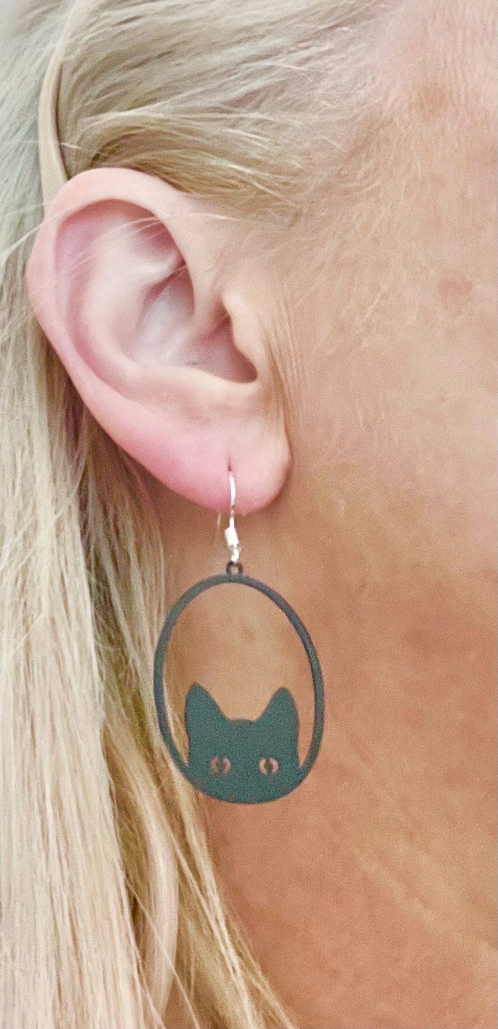 Cat Peek-a-boo Dangler Dangle Earrings, Quirky, Funky and Fun Animal ...