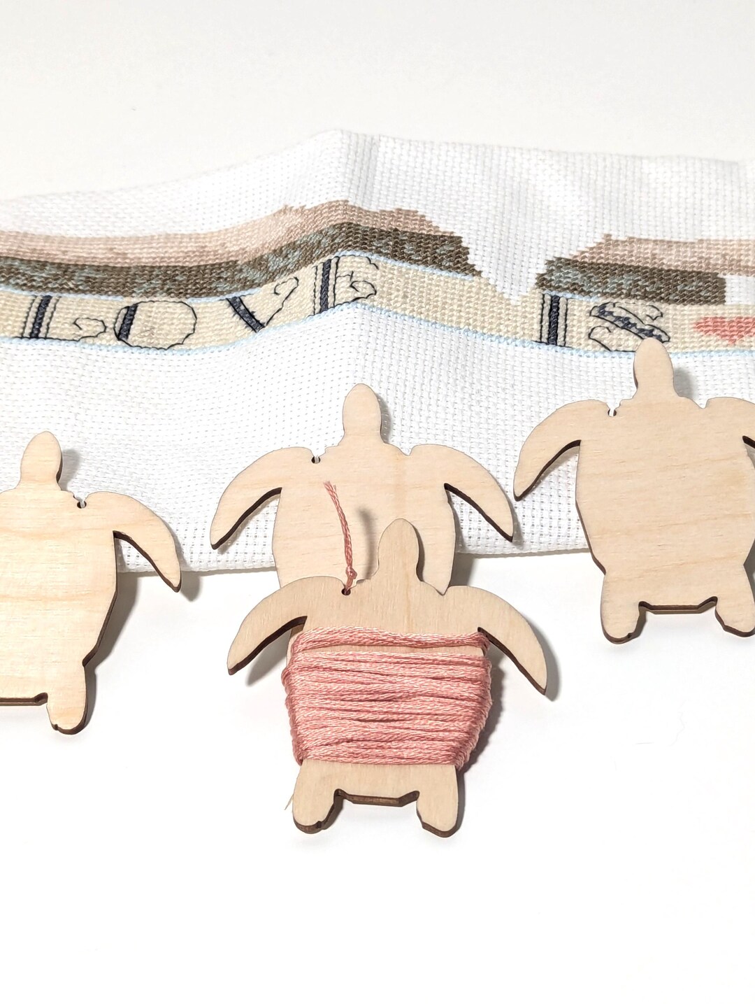 Sea Turtle Floss Bobbins, Cross Stitch Organizer, Thread Holder for ...