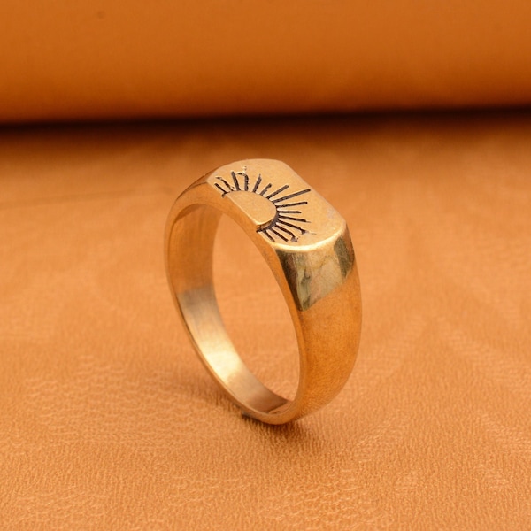 Sun Signet Ring - Etsy