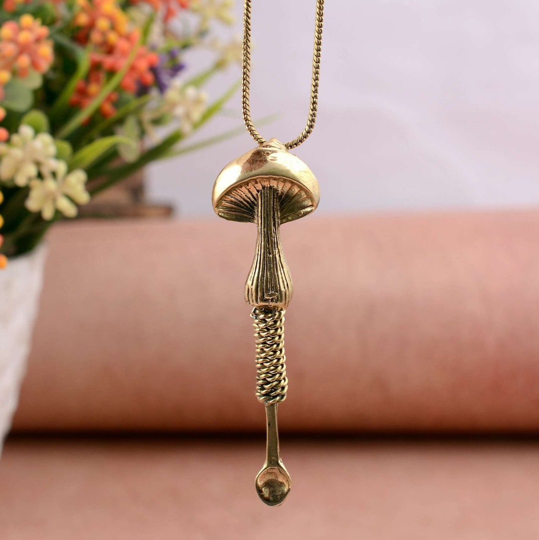 Vintage Mushroom Brass Mini Spoon Shovel Medicine Spoon Wax Tool Ear ...