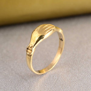 Gold Handshake Ring, Friendship Jewelry, Holding Ring, Bestfriend ...