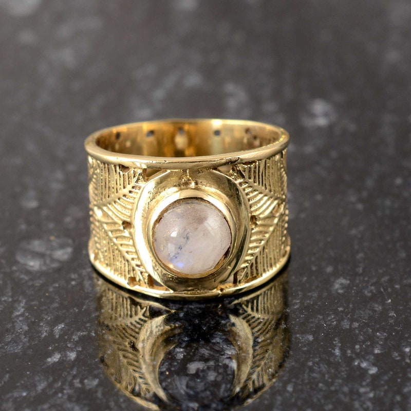 Large Moonstone Ring - Etsy
