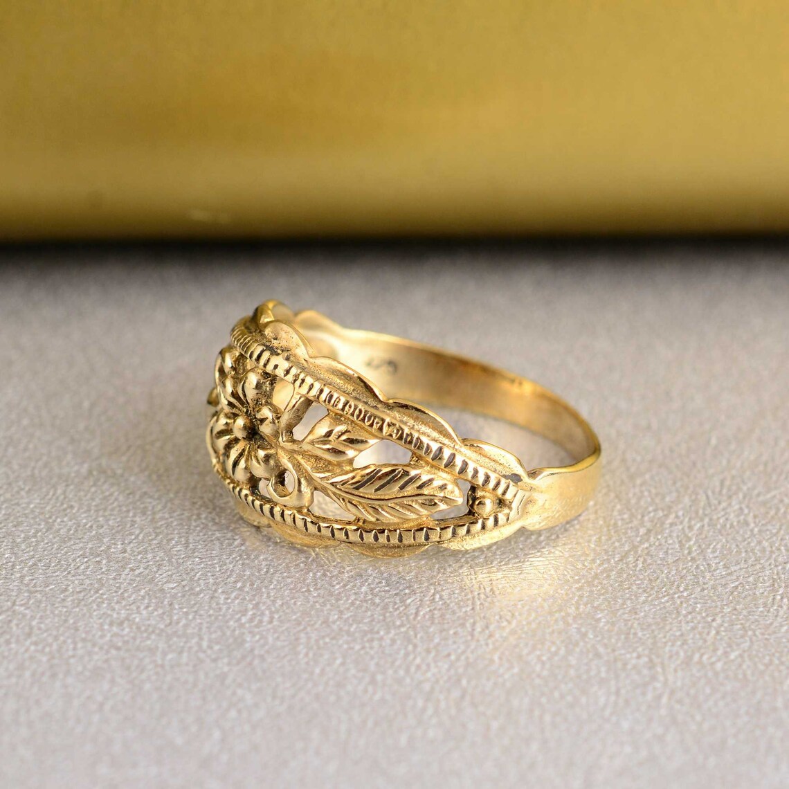 Brass Daisy Flower Ring: Cottagecore Floral Thumb Ring - Etsy