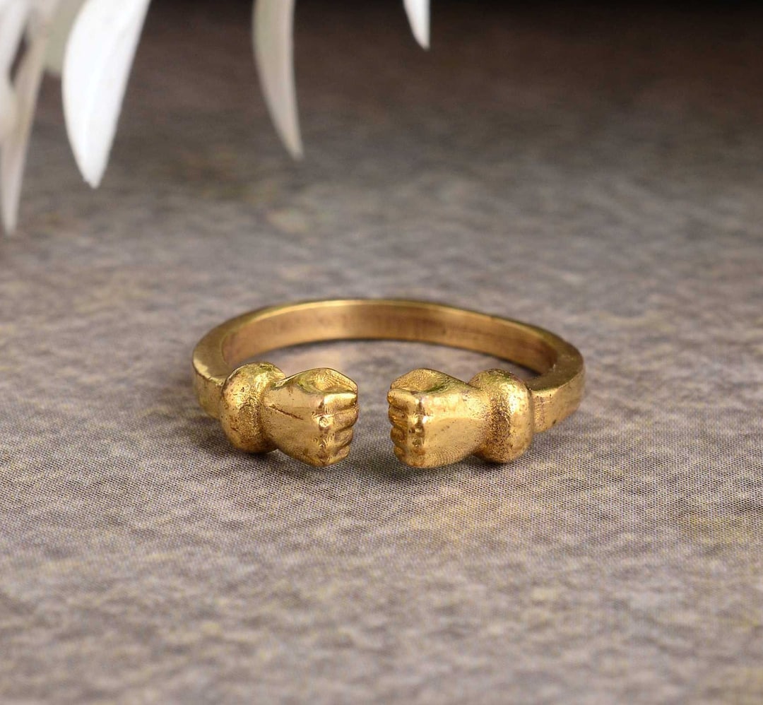 Angry Fist Ring, Hands Fist Before the Fight Angry Ring, Gold Ring ...