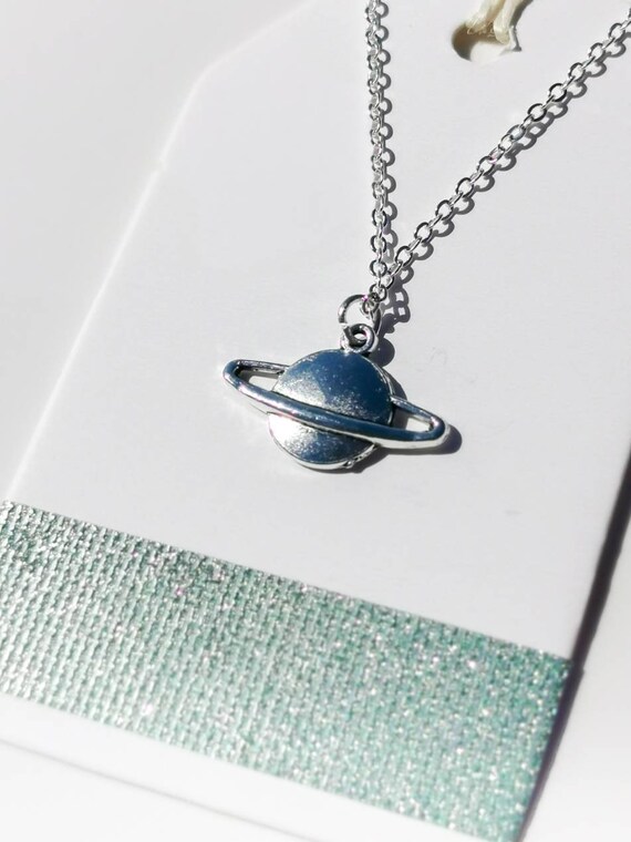 Collier planète Saturne en argent Collier Space Charm - Etsy France