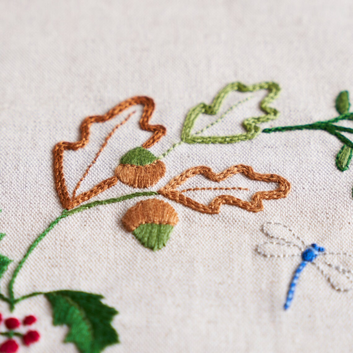 Modern Crewel With Dragonfly PDF - Etsy