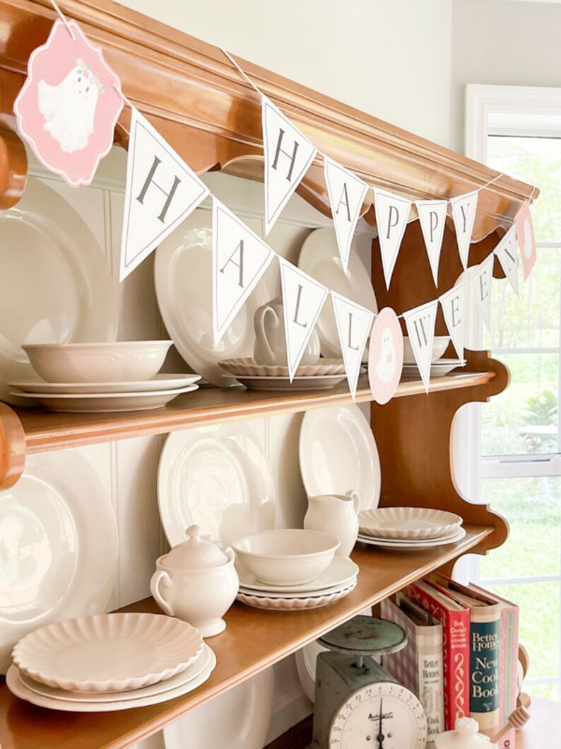 Vintage Pastel Ghost Art Printable Pink Halloween Decor Retro Pastel ...