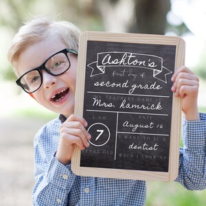 Chalkboard First Day of School Sign Printable | Back to School Reusable ...