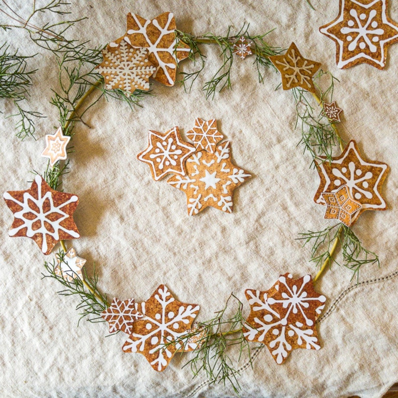 Christmas Cookie Wreath Printable, Gingerbread Snowflake Wreath ...