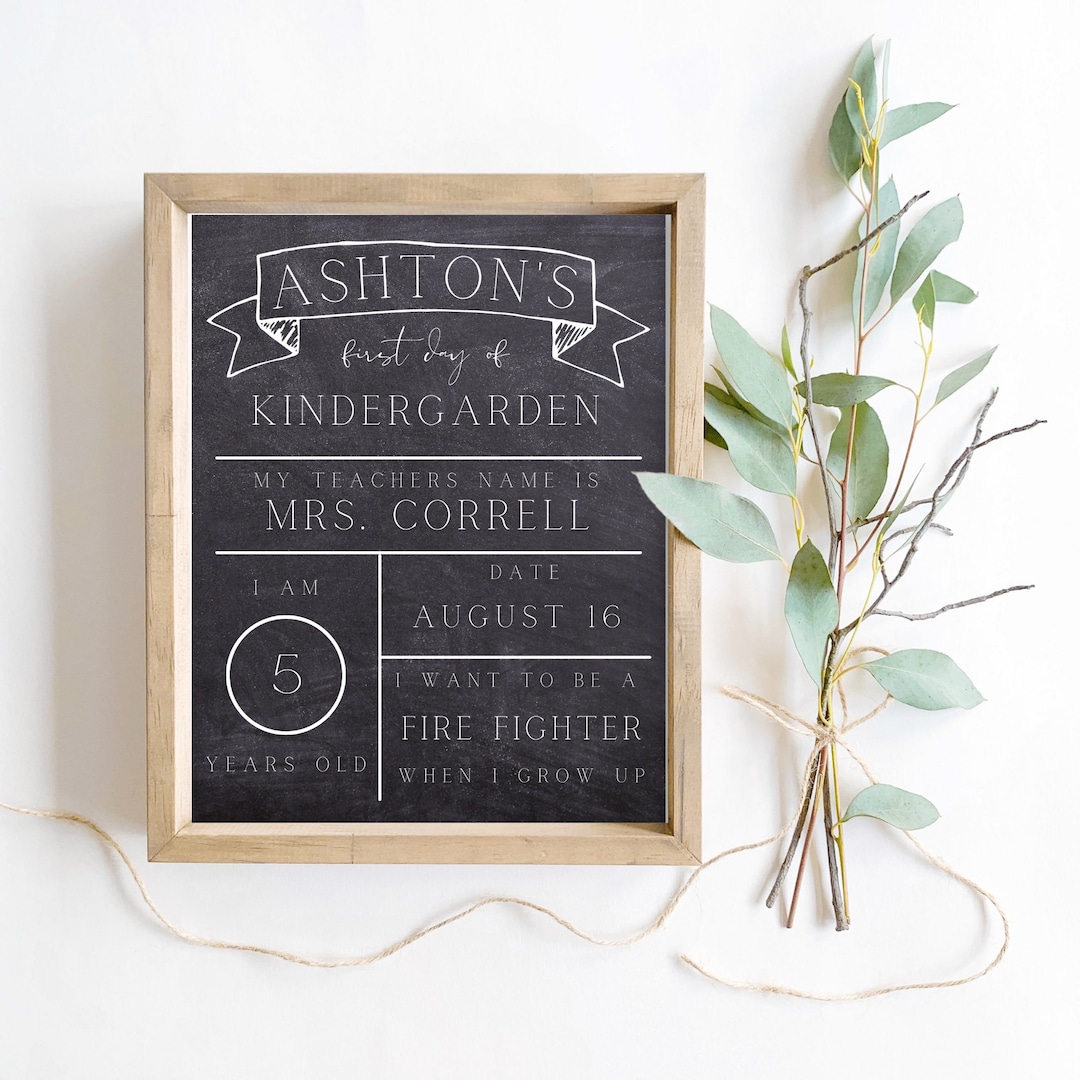 Chalkboard First Day of School Sign Printable Back to School - Etsy