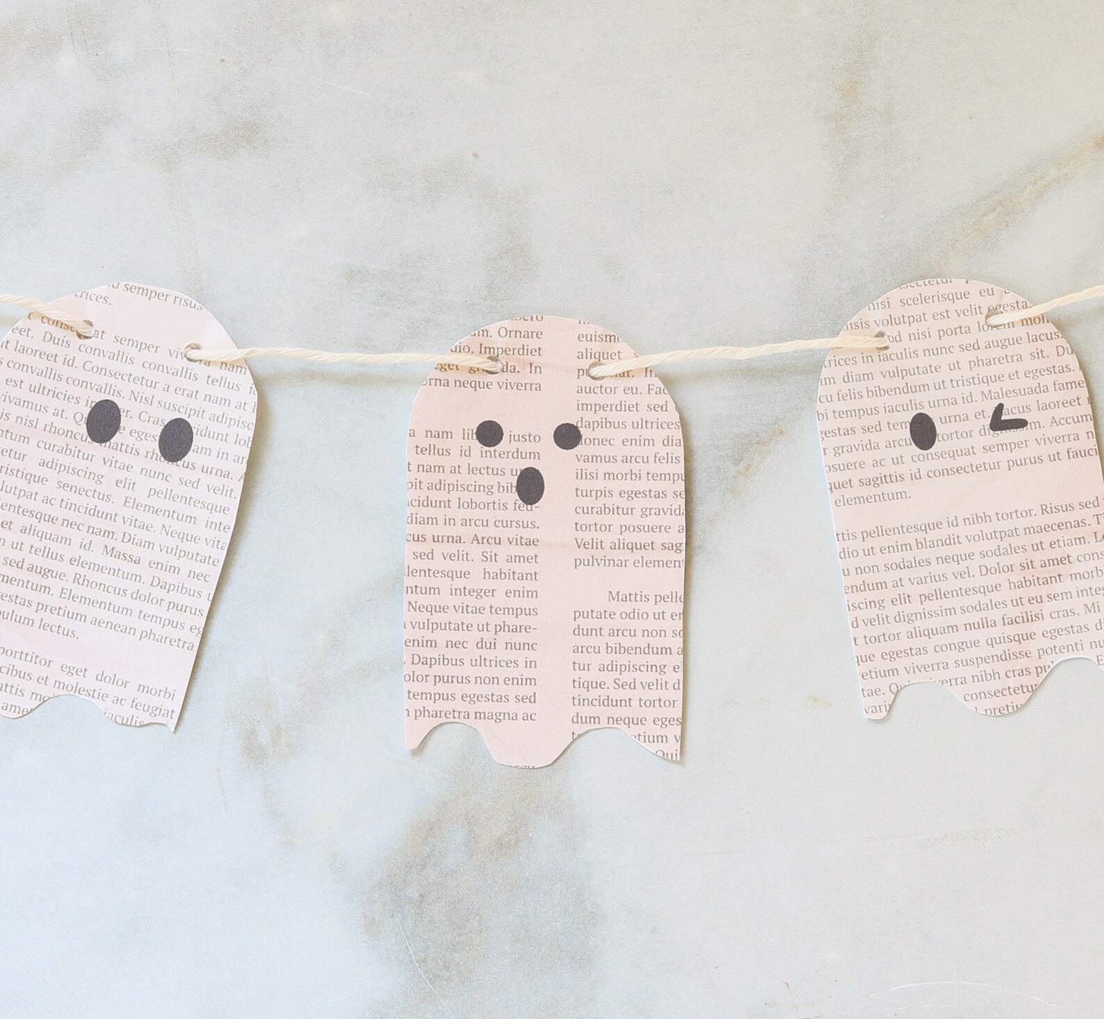 DIY Book Page Ghost Garland Printable Vintage Bookpage Ghost Bunting ...