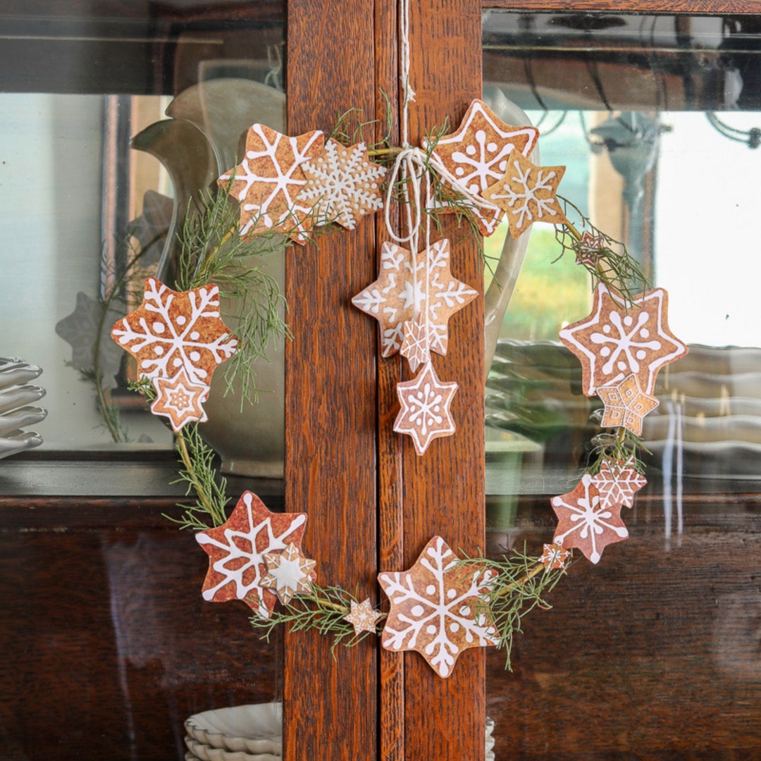 Christmas Cookie Wreath Printable, Gingerbread Snowflake Wreath ...