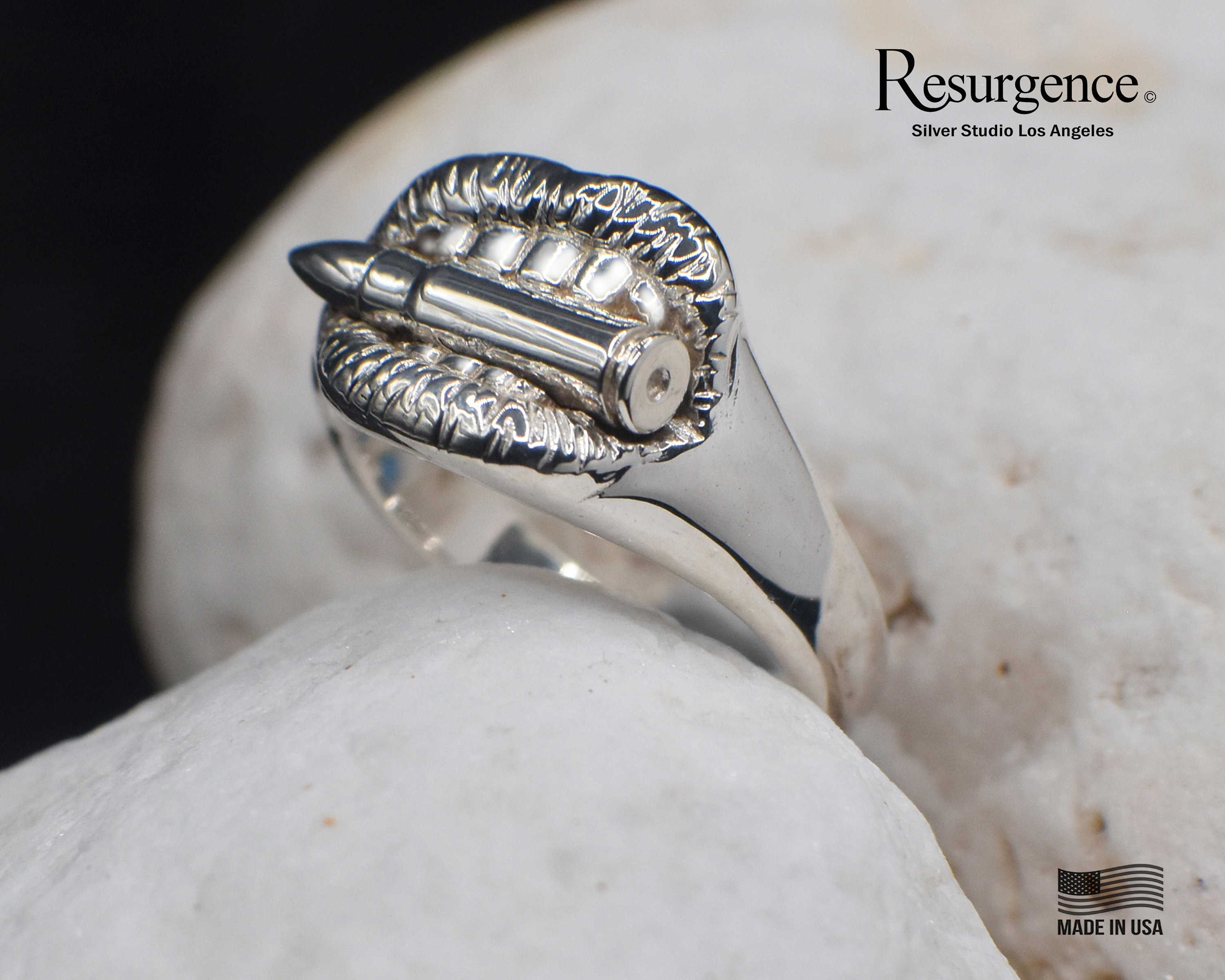 Sexy Lips Bite Bullet Ring - Etsy