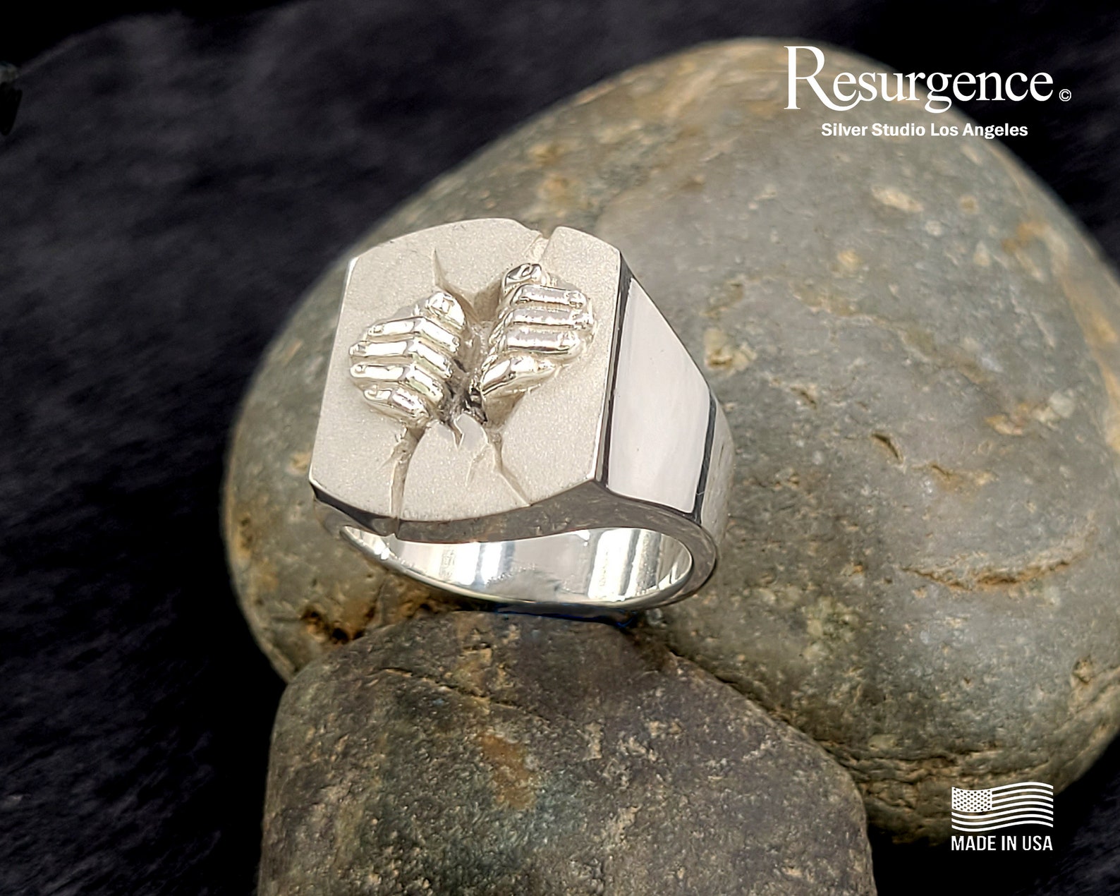 Climbing Hands Men's Ring - Etsy