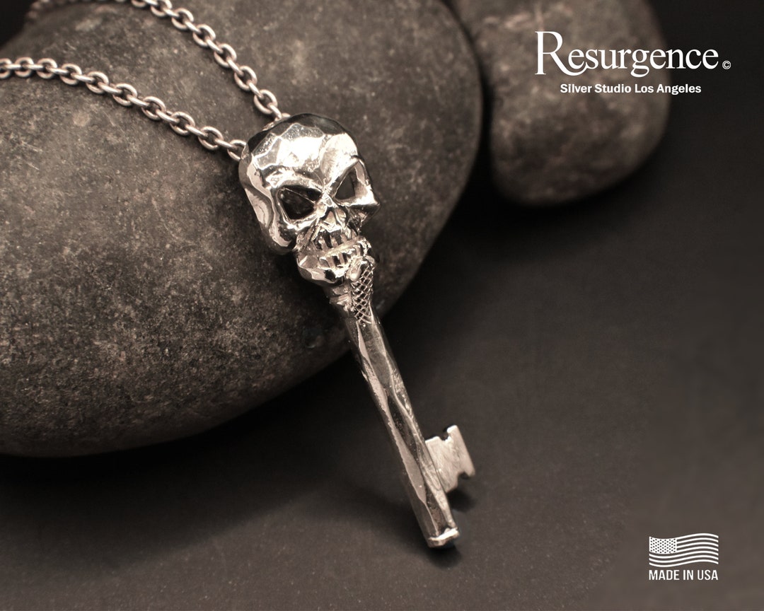 Unisex Skull Head Key Pendant Necklace - Etsy
