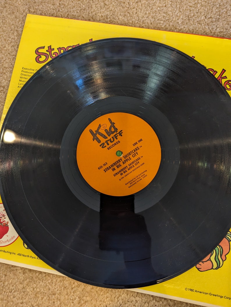 Strawberry Shortcake in Big Apple City Record Vintage - Etsy