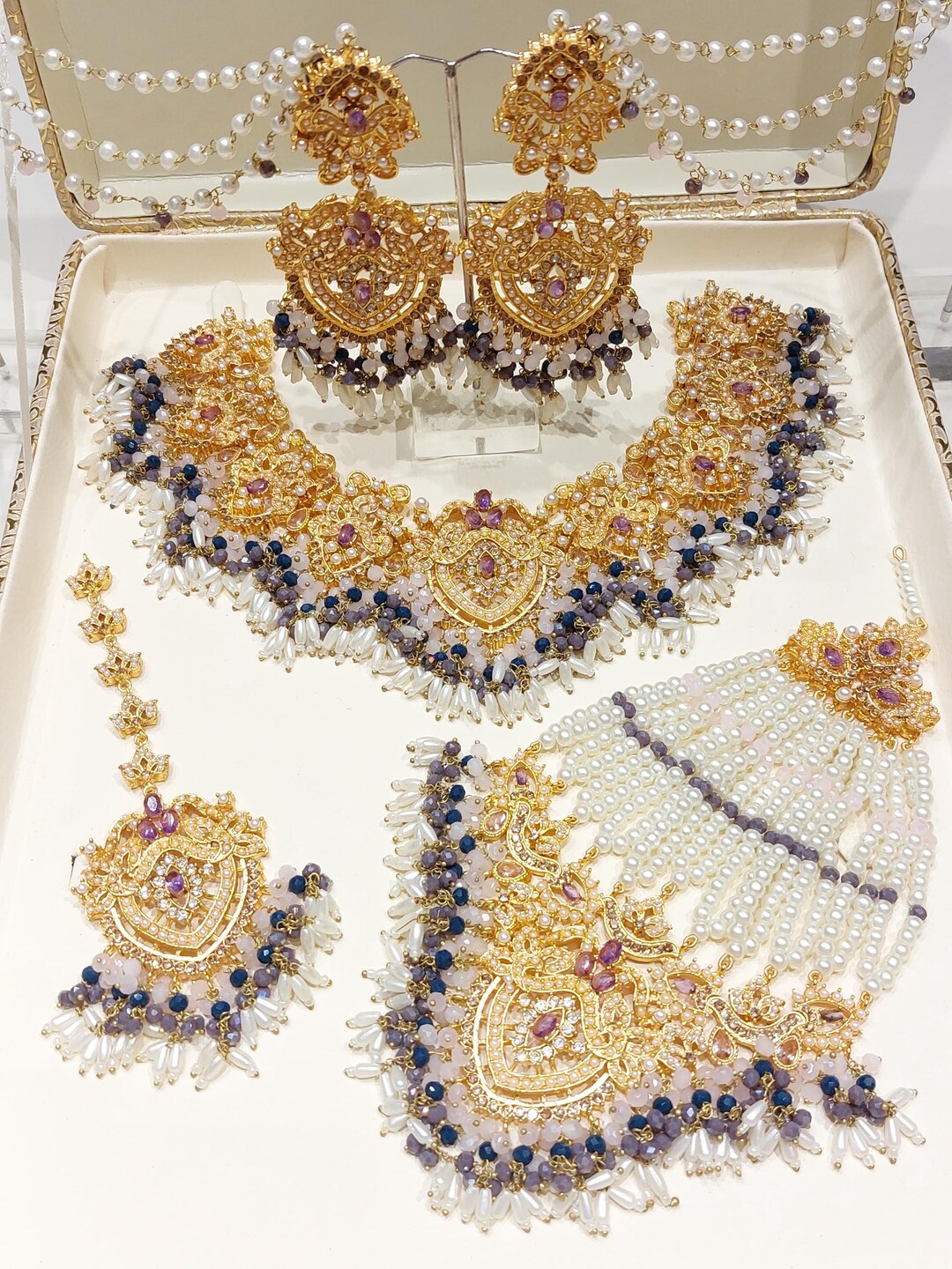 Elegant Gold Pakistani Jewelry Necklace Set/pakistani Bridal Set With ...