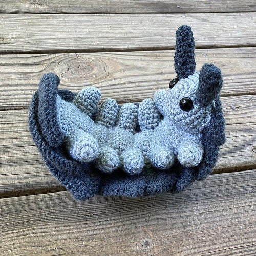 PDF Crochet Pattern Amigurumi Roly Poly Pill Bug - Etsy