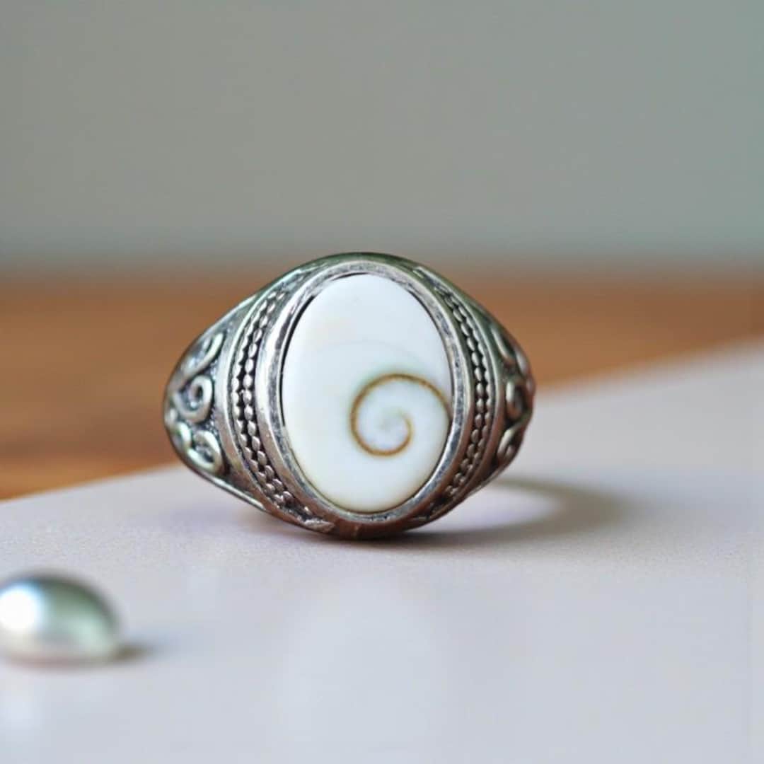 Sterling Silver Shiva Eye Shell Ring: Handcrafted Spiritual Jewelry - Etsy