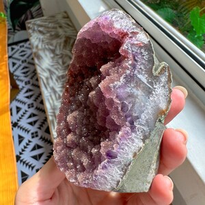 RARE Sugar Amethyst Geode From Uruguay. Geodes Are a Special Kind of ...