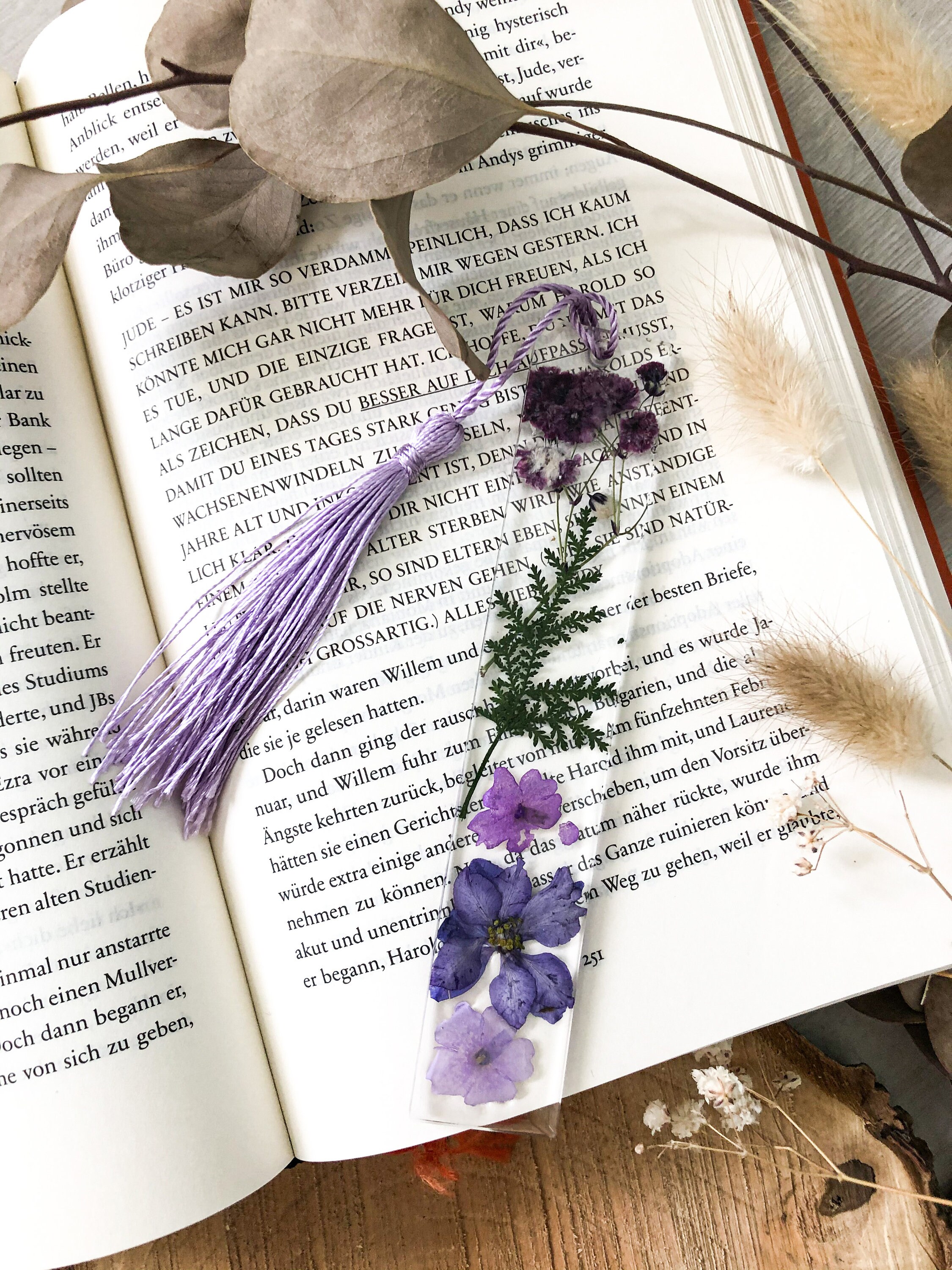 Bookmarks with dried flowers in different colors customizable | Etsy