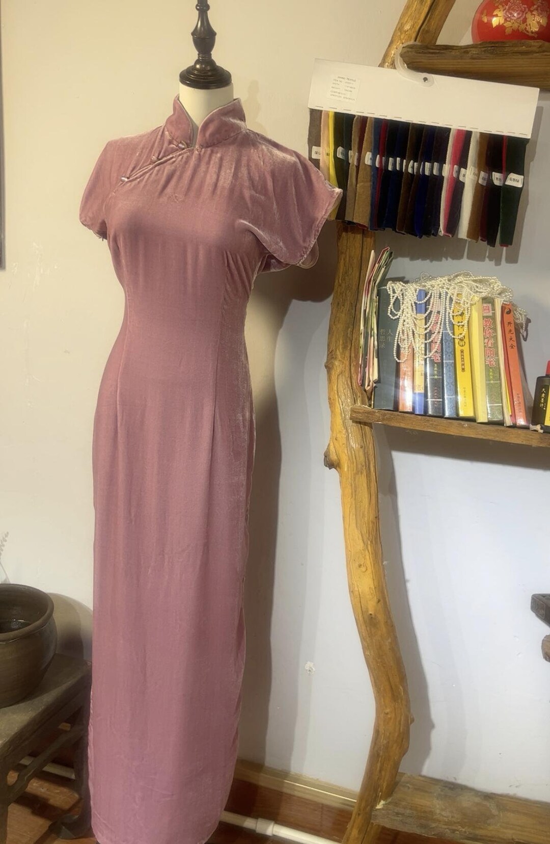 Custom Pink Velvet Cheongsam Dress: Handmade Qipao - Etsy
