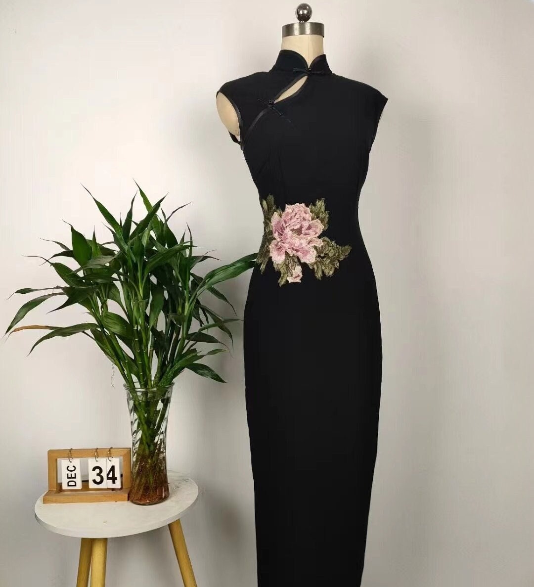 Handmade Black Embroidered Cheongsam Dress: Custom Tea Ceremony Qipao ...