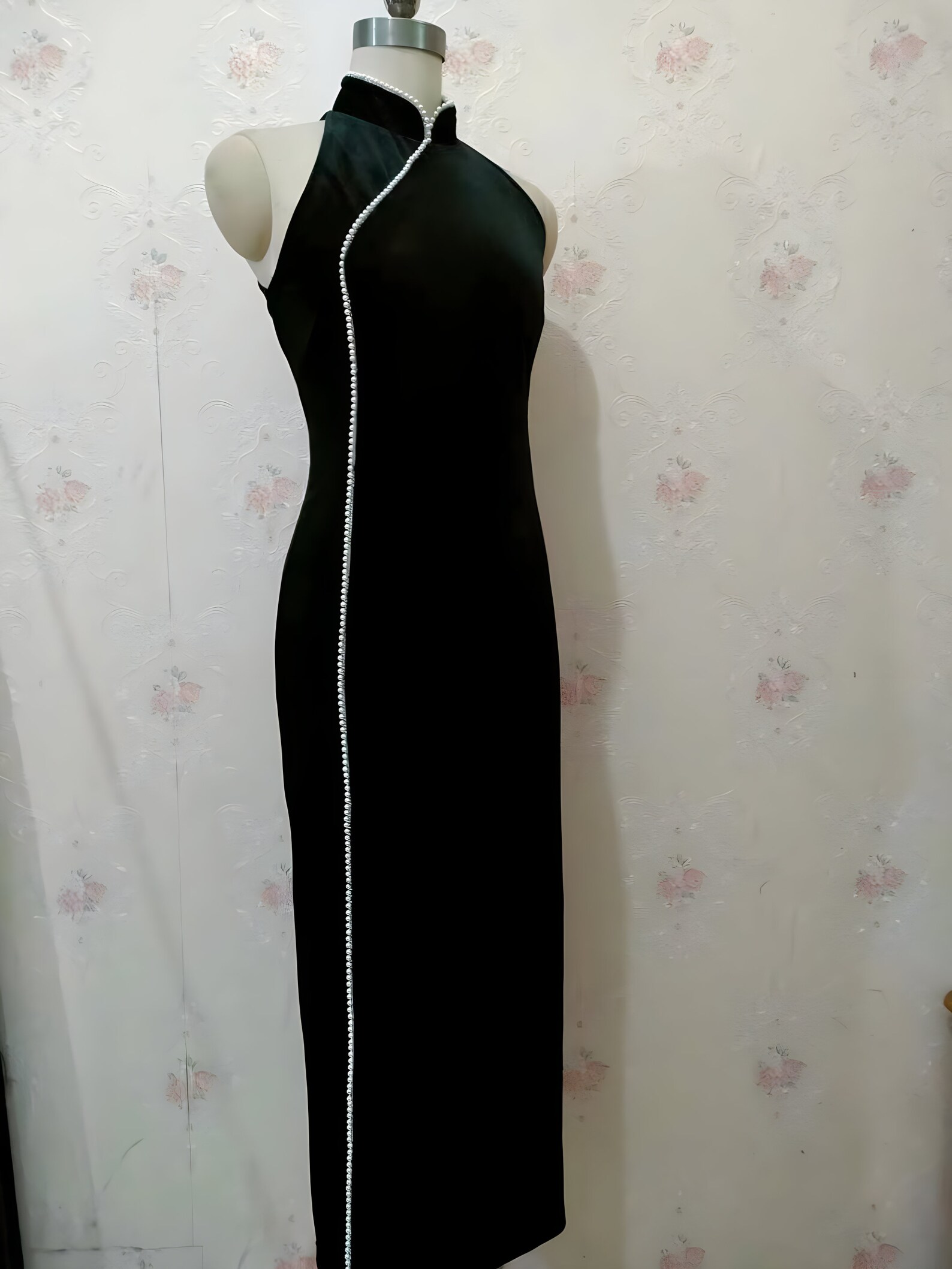 Handmade Traditional Cheongsam Dress | Velvet Modern Qipao | Sleeveless ...