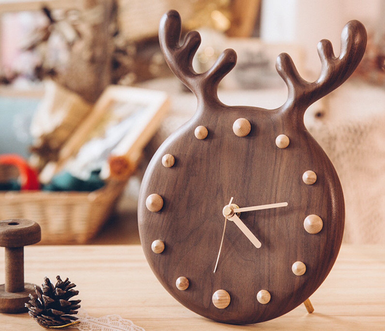 Deer Antlers Wooden Clock Black Walnut/white Wax Wood Clock - Etsy
