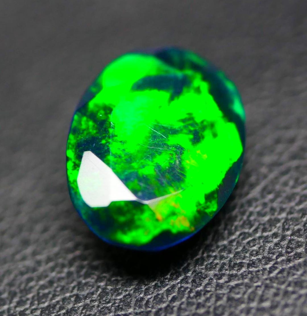 2.30cts, Beautiful Opal, Multi-fire Black Opal, 9x12x5 MM, Faceted Opal ...