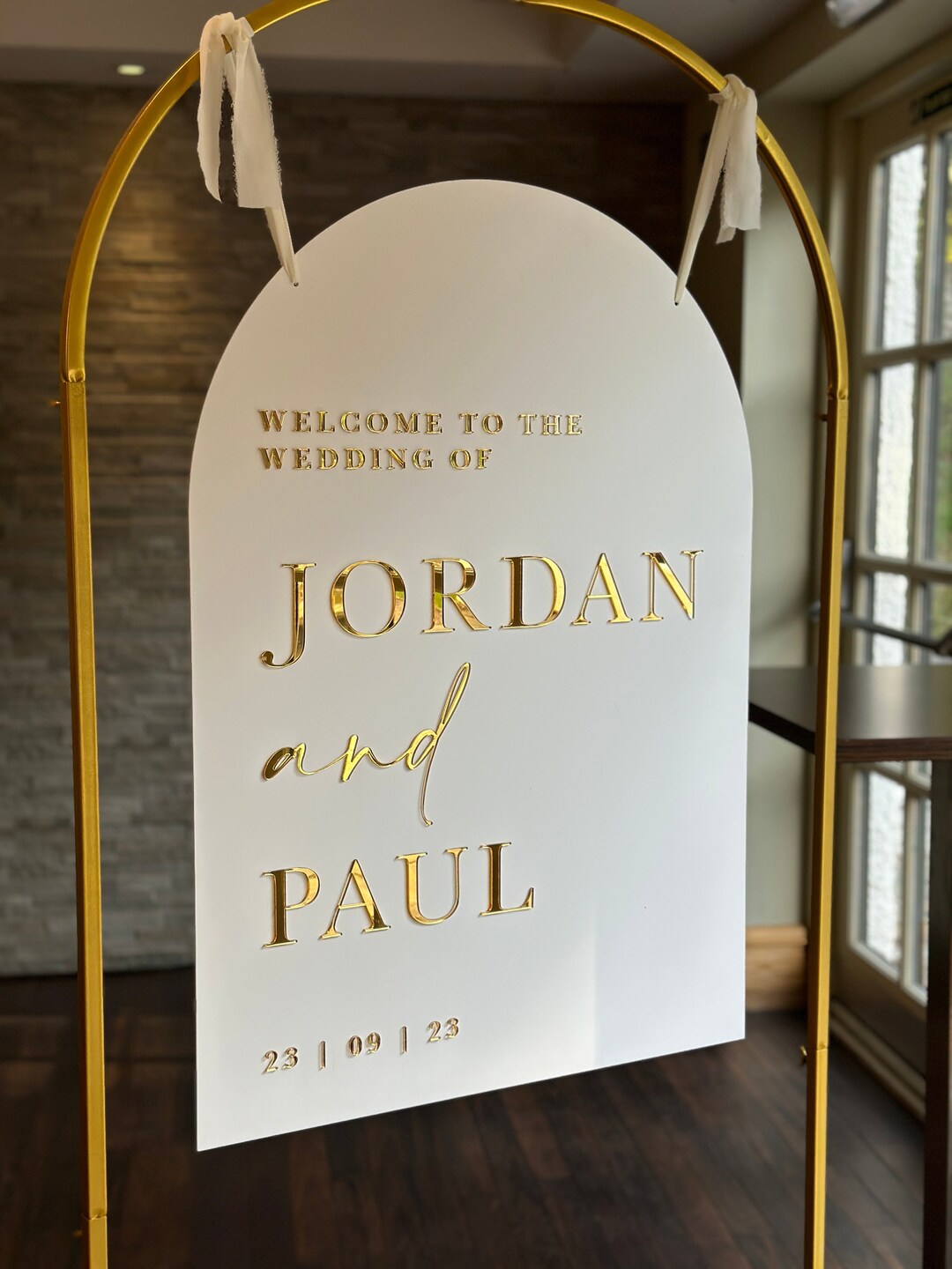 A1 Arch Welcome Sign 3D Acrylic White / Gold - Etsy