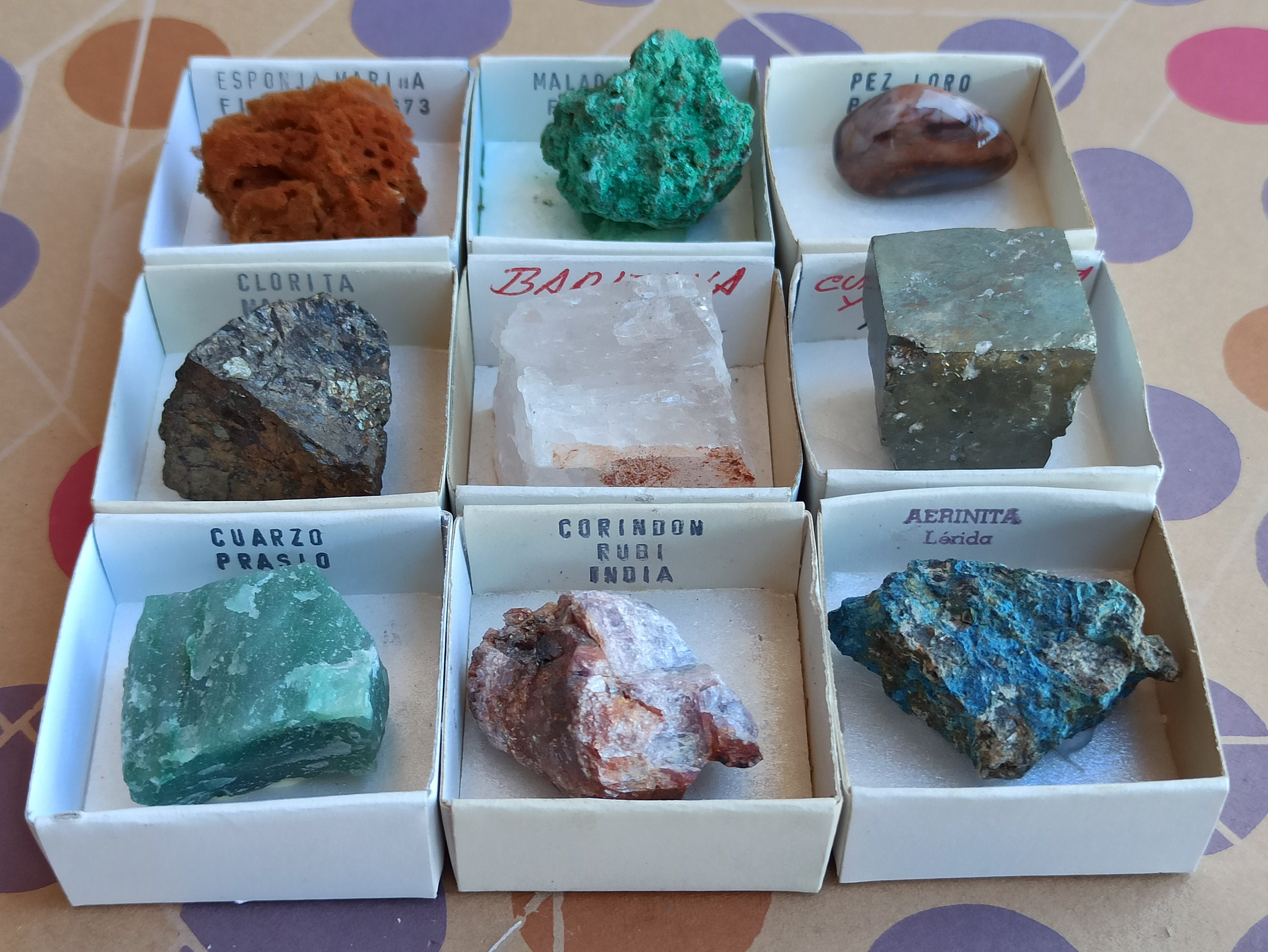 Minerals Collection SET of 9 Malachite Agate Chlorite - Etsy