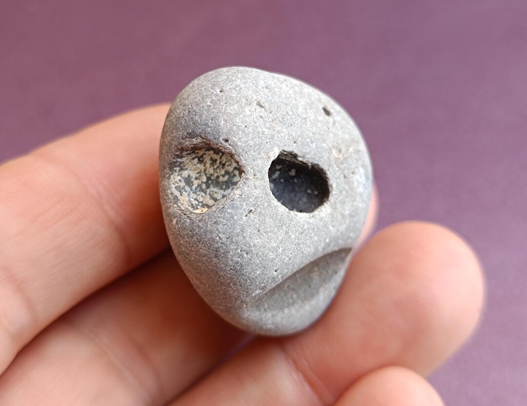 Face Stone, Chicken God Stone, Ghost Stone, Funny Shaped Beach Stone ...