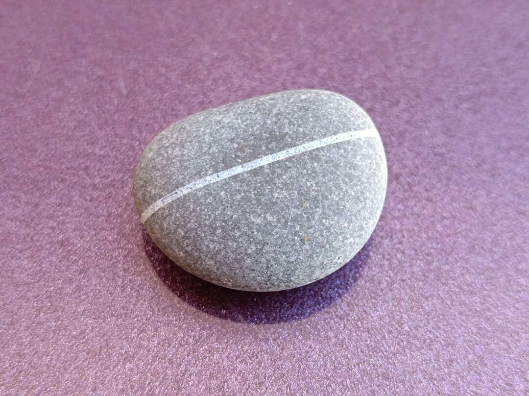 Rare Irish Hag Stone: Beach Wishing Stone Amulet - Etsy