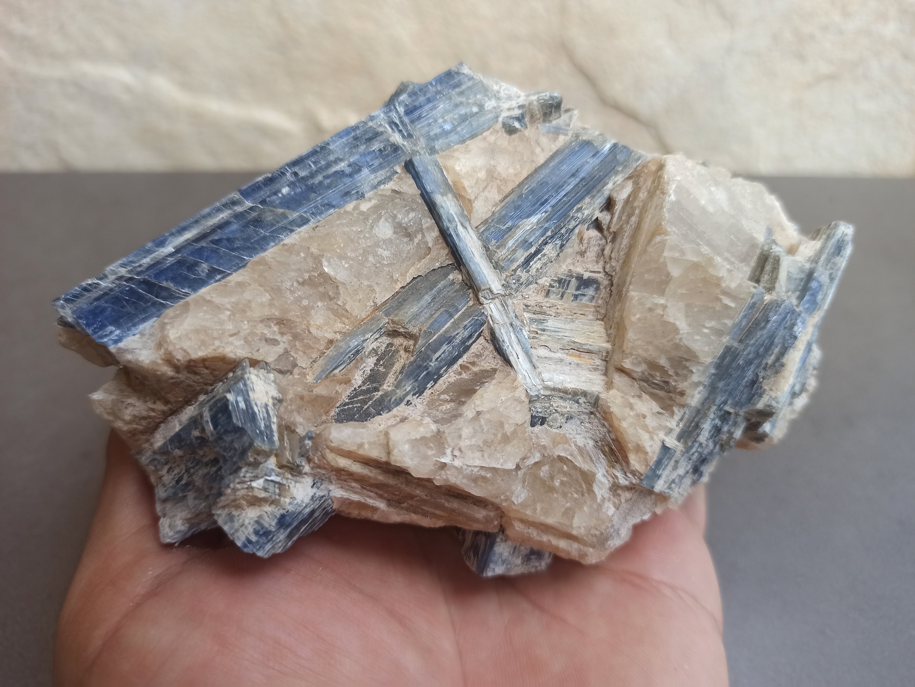Kyanite Mineral
