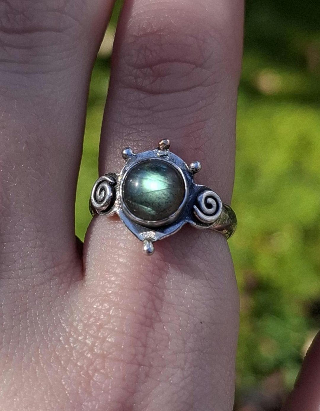 Selkie - Handmade Druid River Ring - Etsy