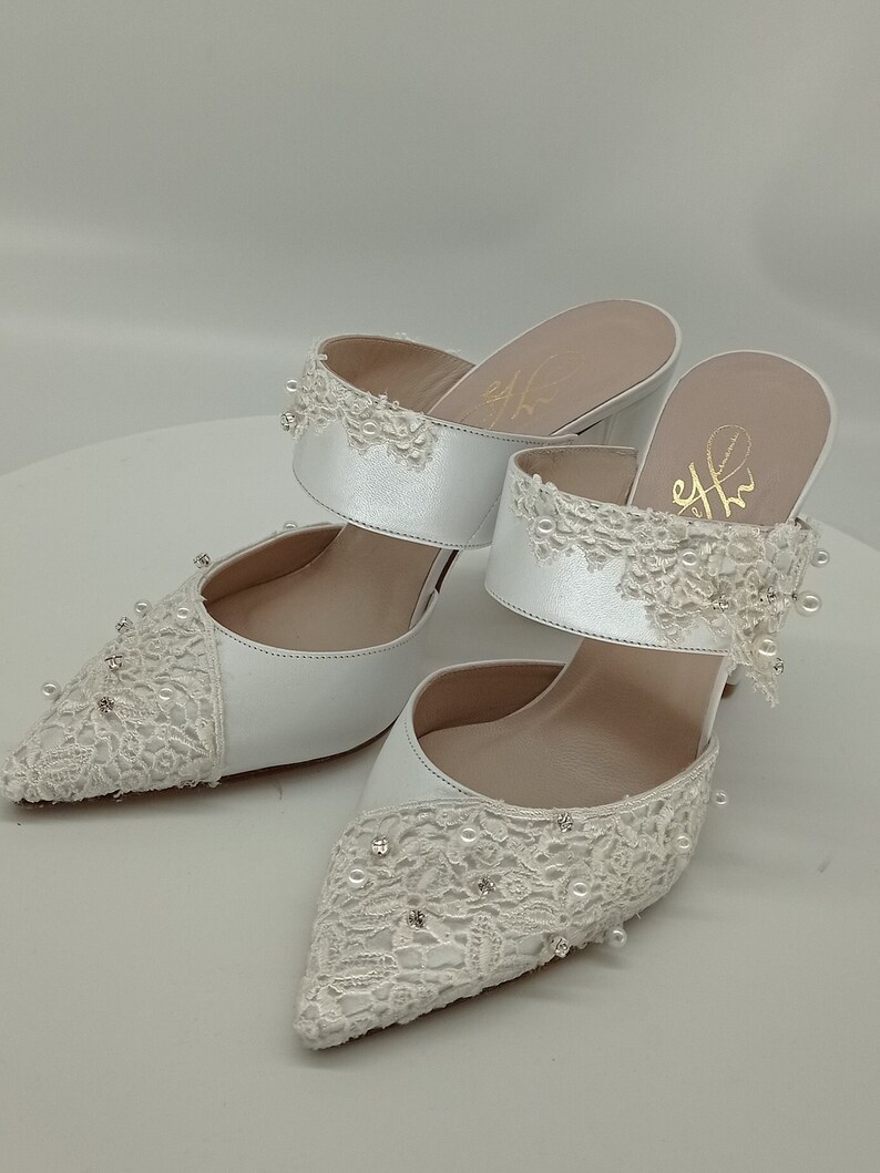 Custom Leather Slingback Block Pumps , Bridal Pointed Closed Toe Block ...