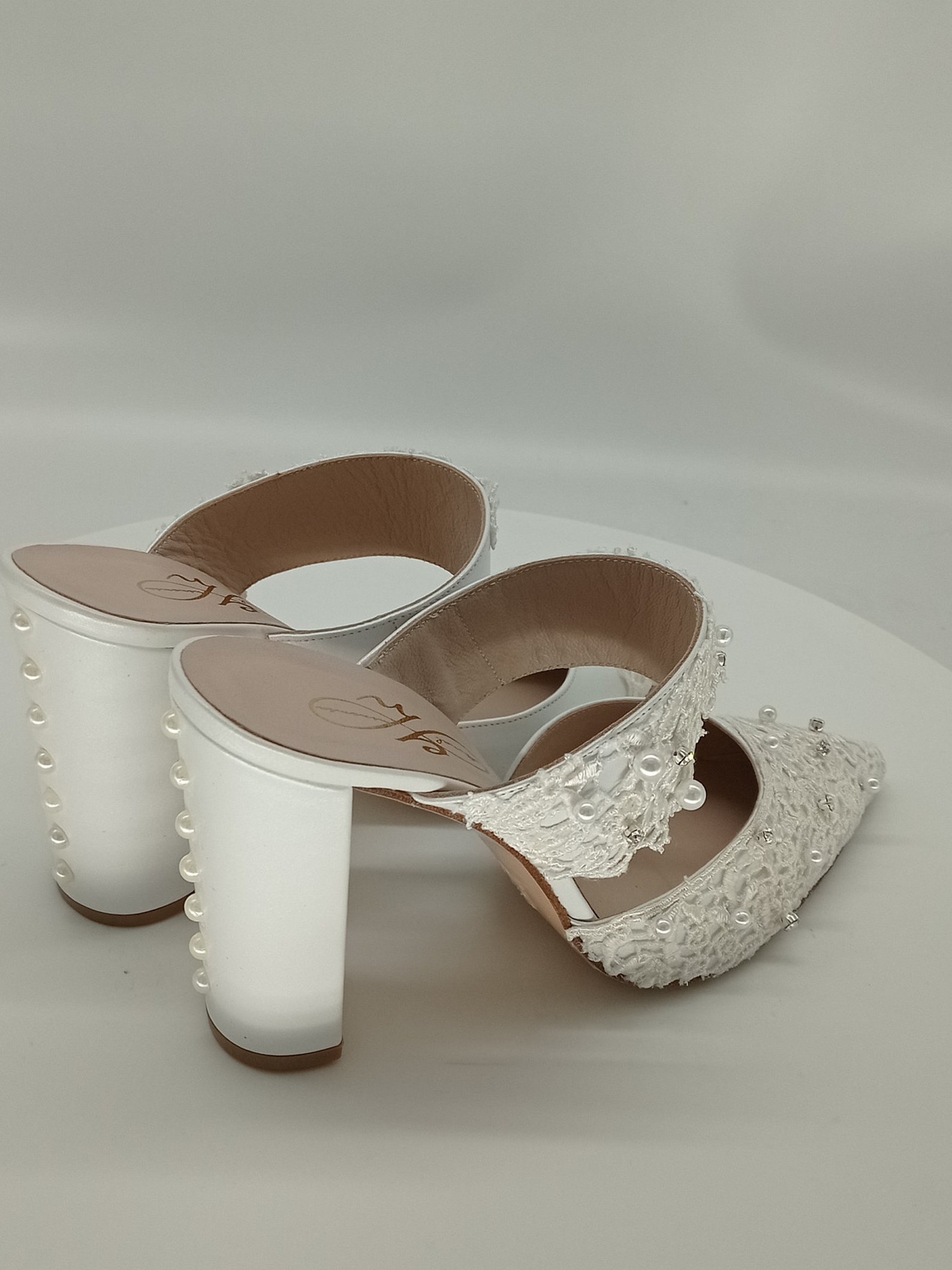 Custom Leather Slingback Block Pumps , Bridal Pointed Closed Toe Block ...