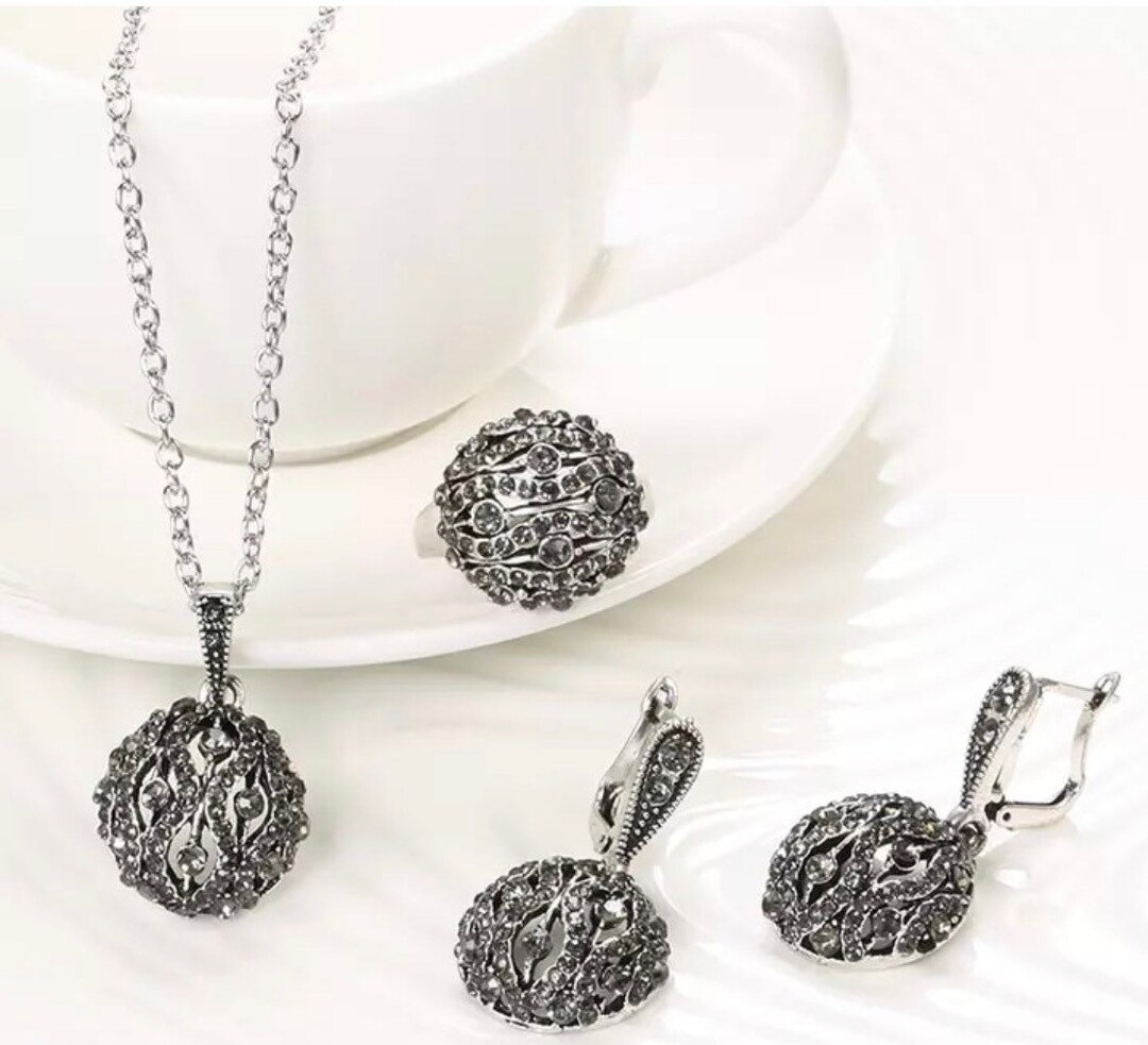 Silver Vintage Set - Etsy