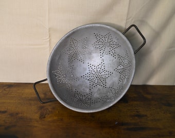 Vintage Aluminum Colander Strainer Star Design 3 Legs Vintage Cooking ...