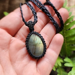 AA Grade Dainty Labradorite Micro Macrame Necklace - Etsy